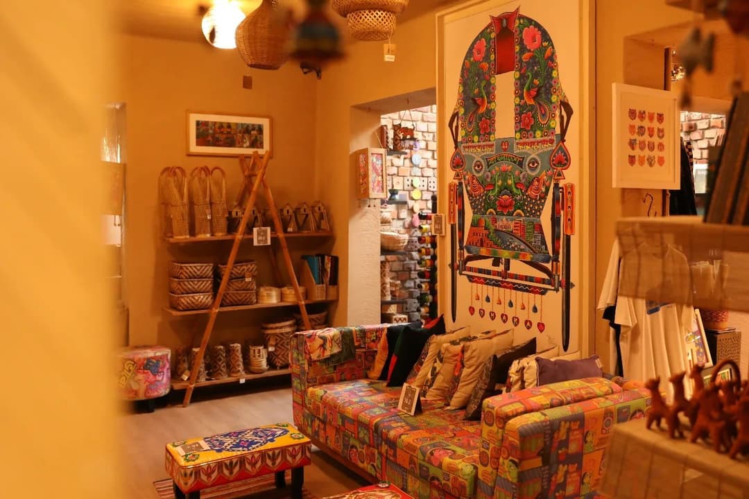 Best Place to Buy Souvenir in Dhaka: Must-Visit Souvenir Shops in Dhaka